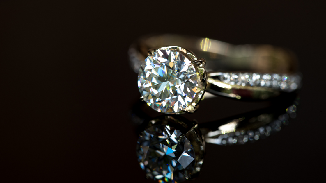 Do Lab-Grown Diamonds Pass a Diamond Tester? – Espling Jewelers